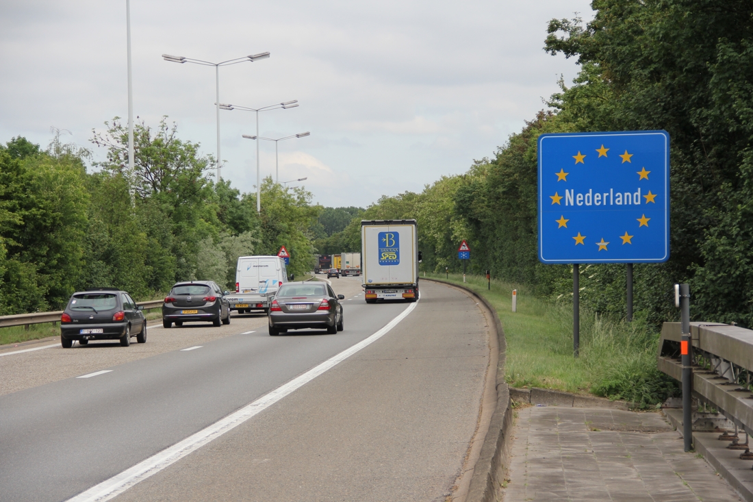 The Right to Free Movement of EU citizens: Leaving and Re-entering ...